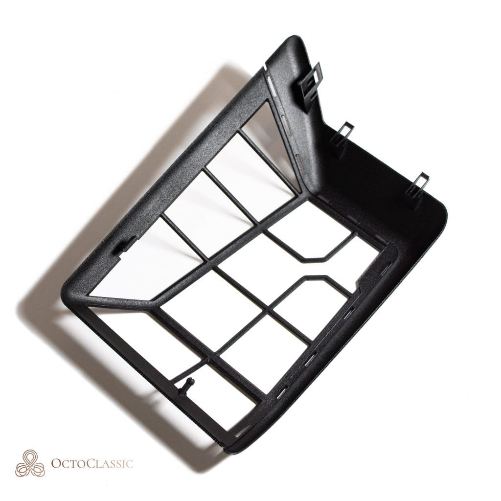 C126 Rear speaker grille cover (Mercedes W126 SEC, SEL, SE) - OctoClassic