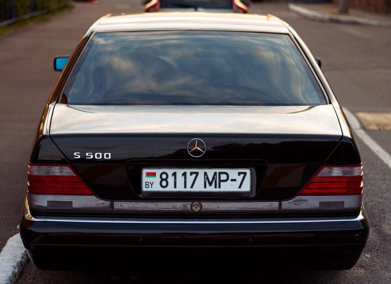 Which Mercedes W140 to buy?