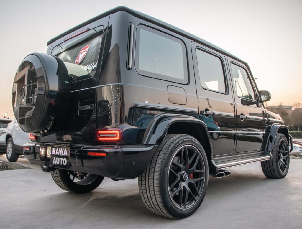 Mercedes G-Class evolution: W464 vs W463