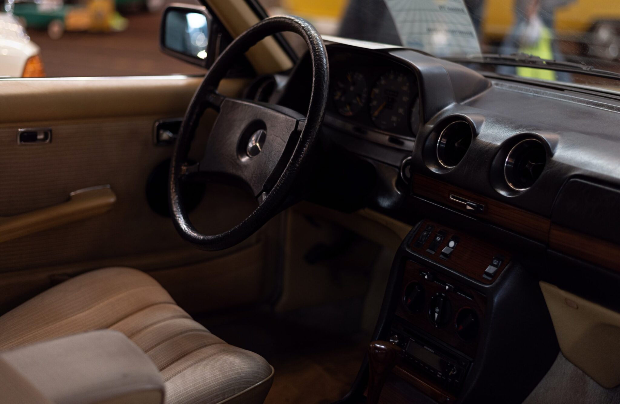 Which Mercedes W123 to buy?