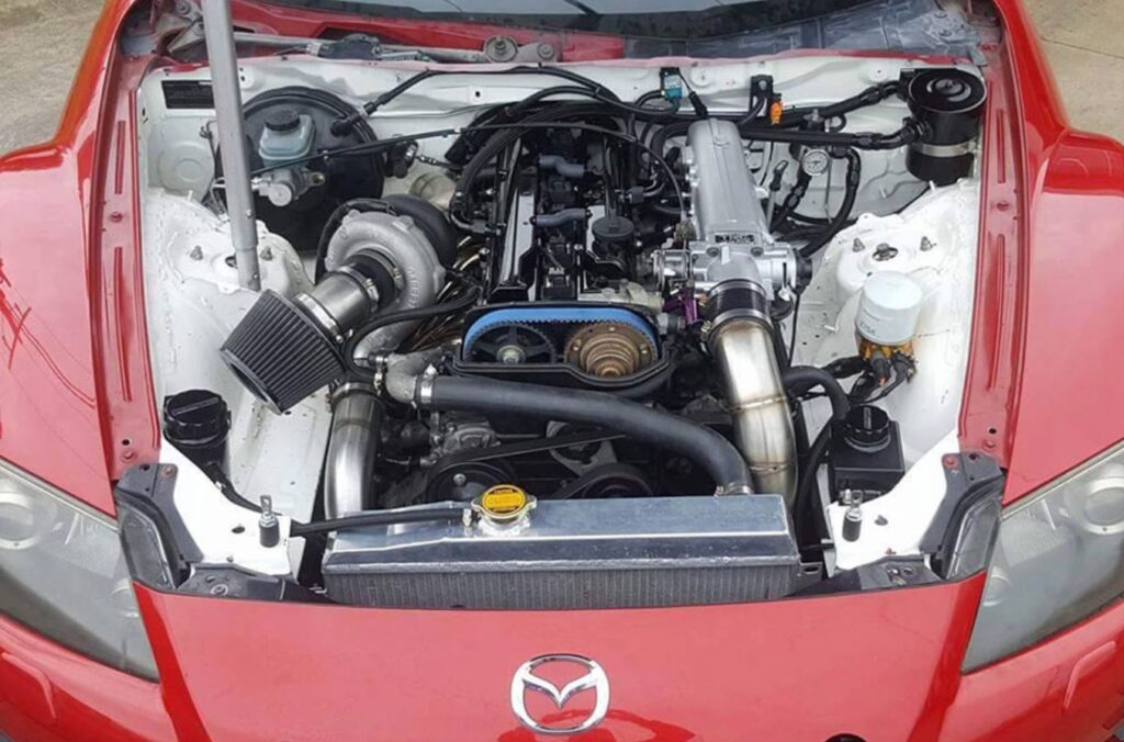 Mazda RX7 vs Mazda RX8