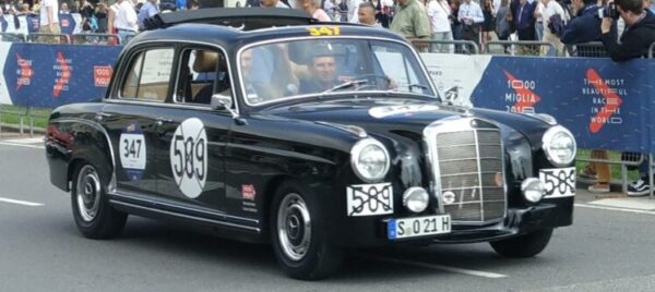 Racing History of the iconic Mercedes-Benz W180 220S ‘Ponton ...