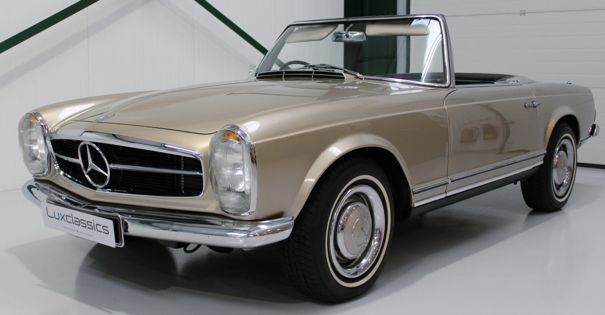 Mercedes W113: The evolution of the iconic Pagoda