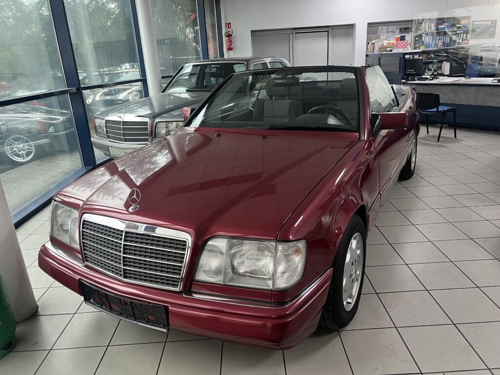 Mercedes W124 2,2 convertible, 199.000 km 20800 EUR from Germany ...