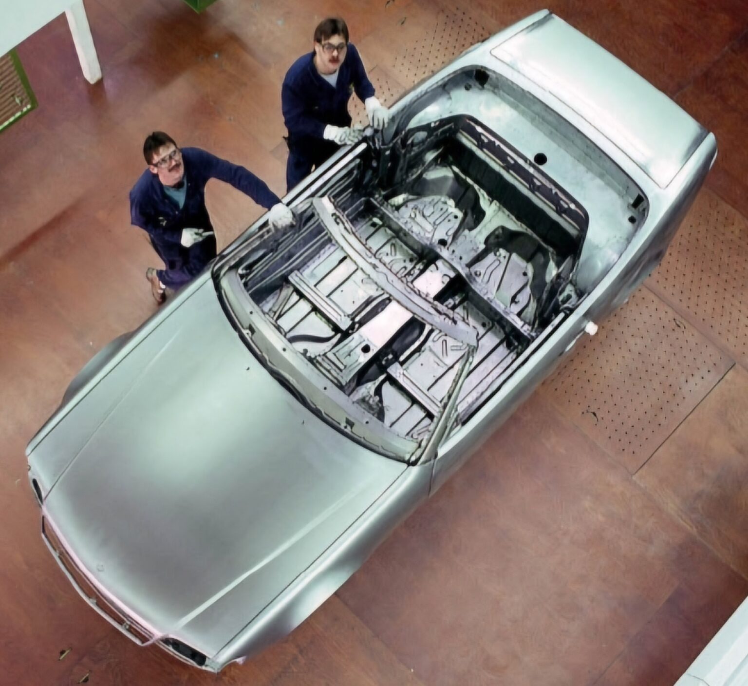 Inside the making of the R129: A new era for the Mercedes SL